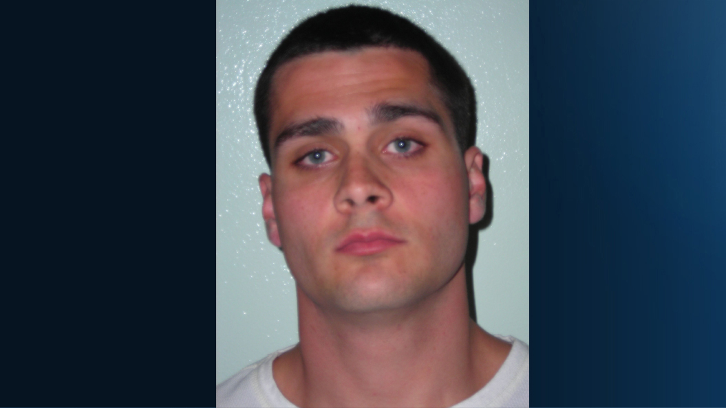 Police: Man busted in Applebee's scam bought $500 worth of gift cards ...