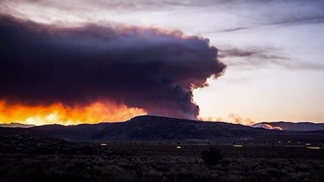 Wildfire near Mammoth Lakes leads to campground evacuation | abc10.com